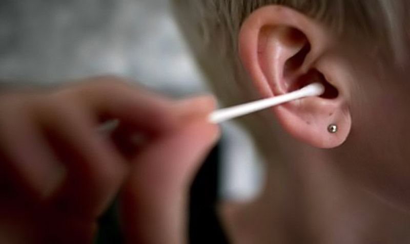 Posso usar cotonete? – Dr. Tiago Binoti